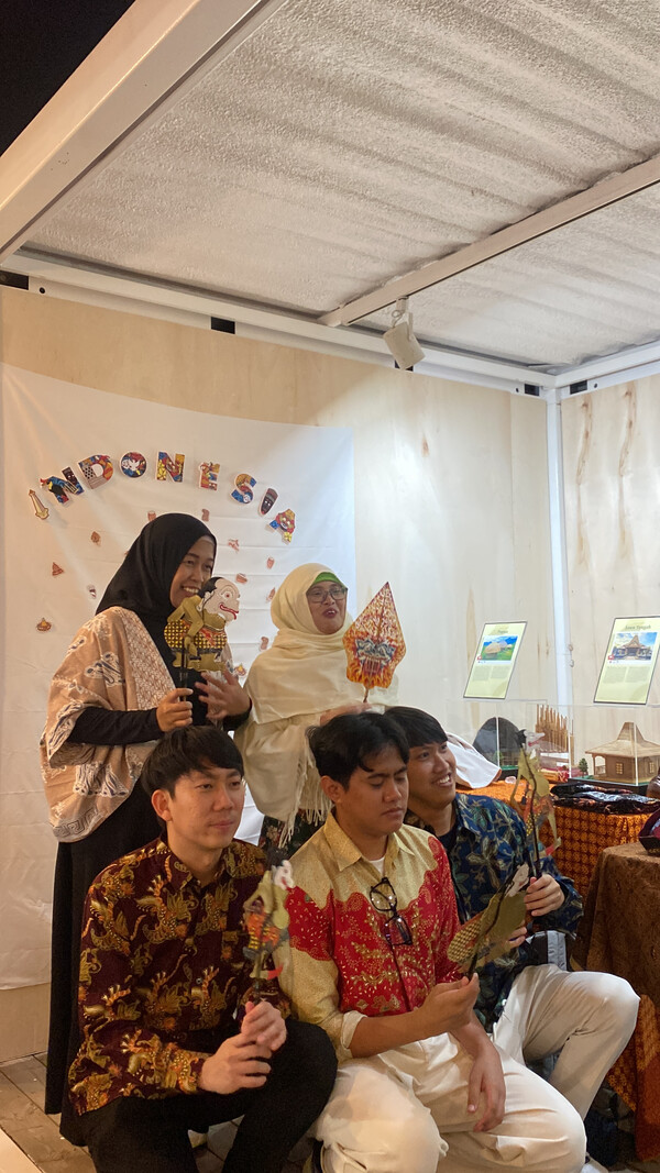 Cultural Immersion at Busan’s Shiwol Festival: The Indonesian Cultural ...